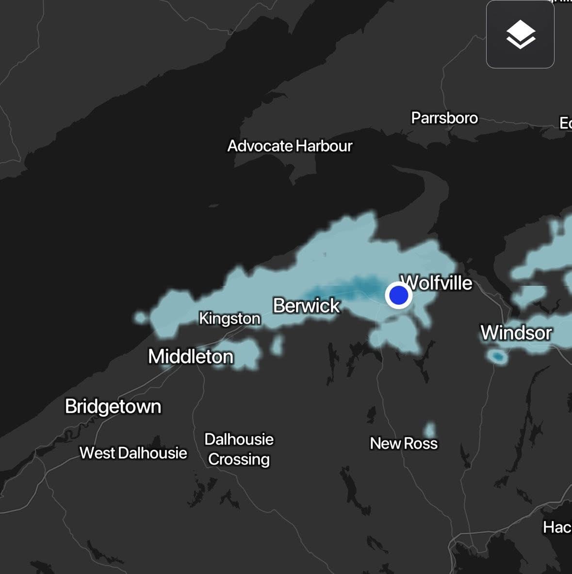 The snow just doesn’t want to stop!!! - The Valley Eye Photography